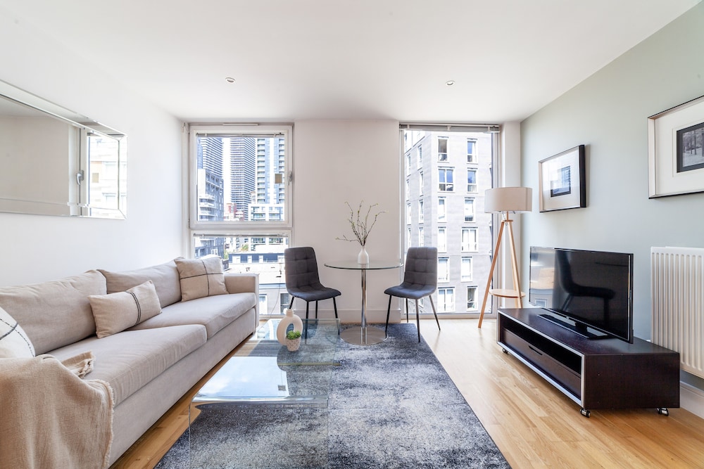 The Canary Wharf Apartments - London