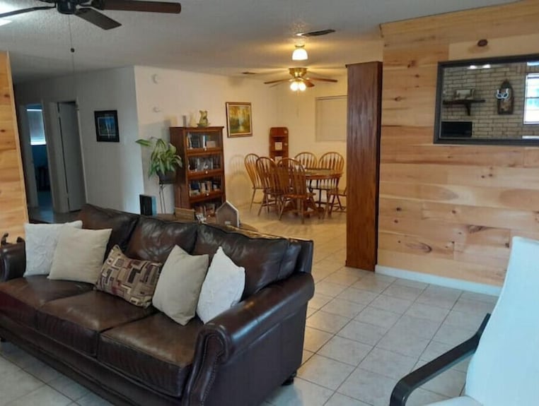 Cozy Home On Lake Brownwood - Brownwood, TX