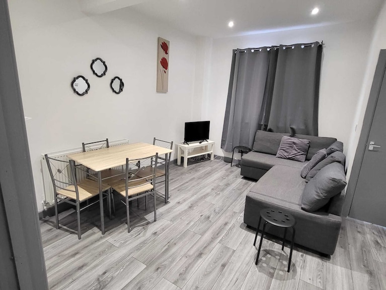 Vetrelax Southend Apartment - 사우스엔드온시