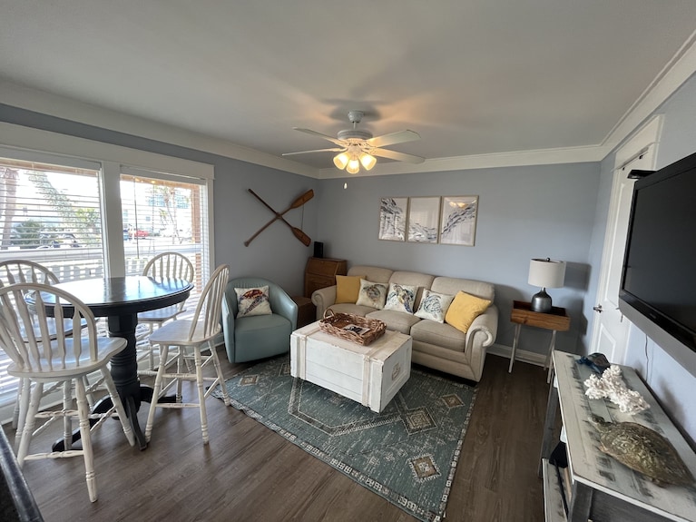 Cozy Beach Condo In Destins Sandpiper Cove #1074 - Destin, FL