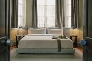 Quarto luxo | 1 quarto, roupas de cama premium, edredons de pluma, cofres nos quartos