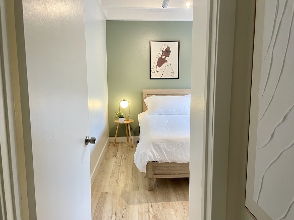 Surf Shack Encinitas - 5 Min To Beach! - Del Mar, CA