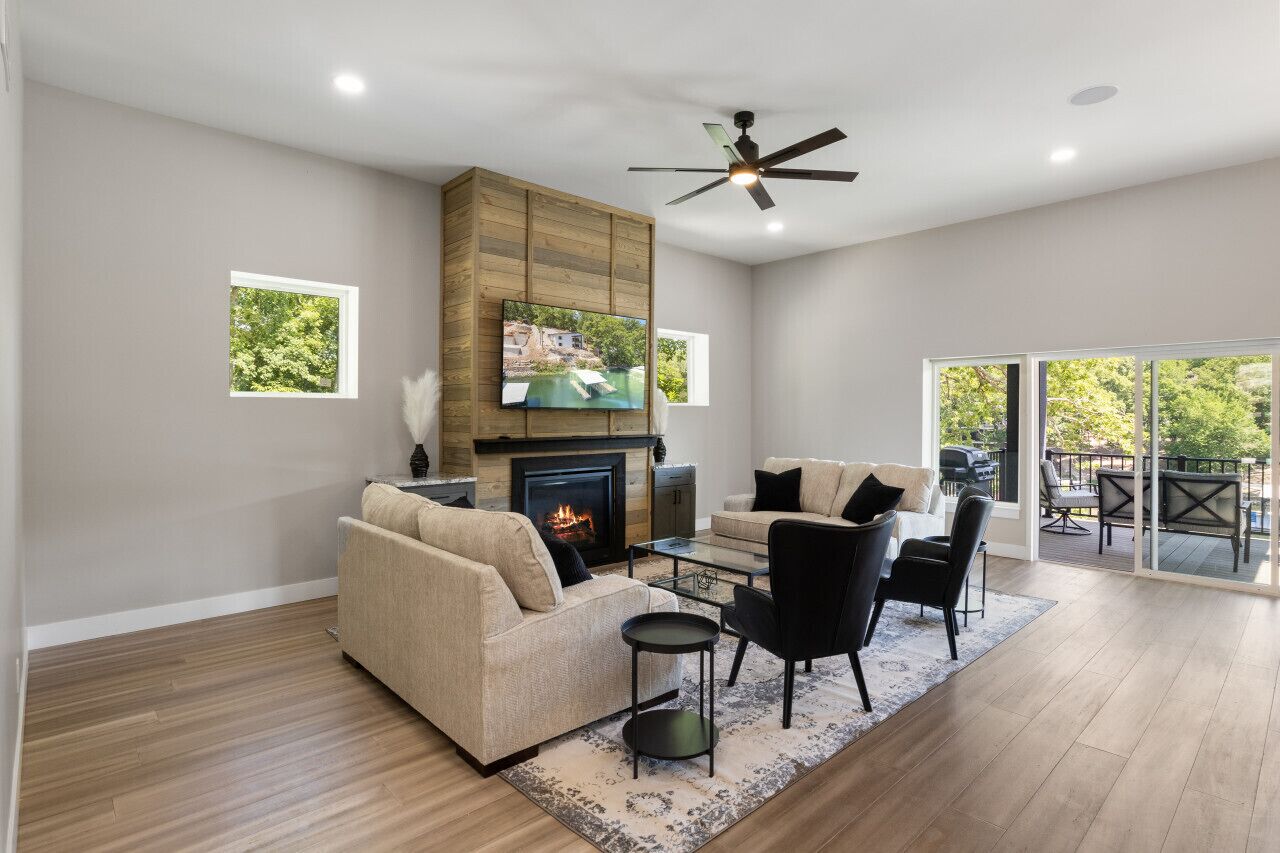 The Cove-game Room, Hot Tub, Fire Pit & More! - Lake Ozark, MO