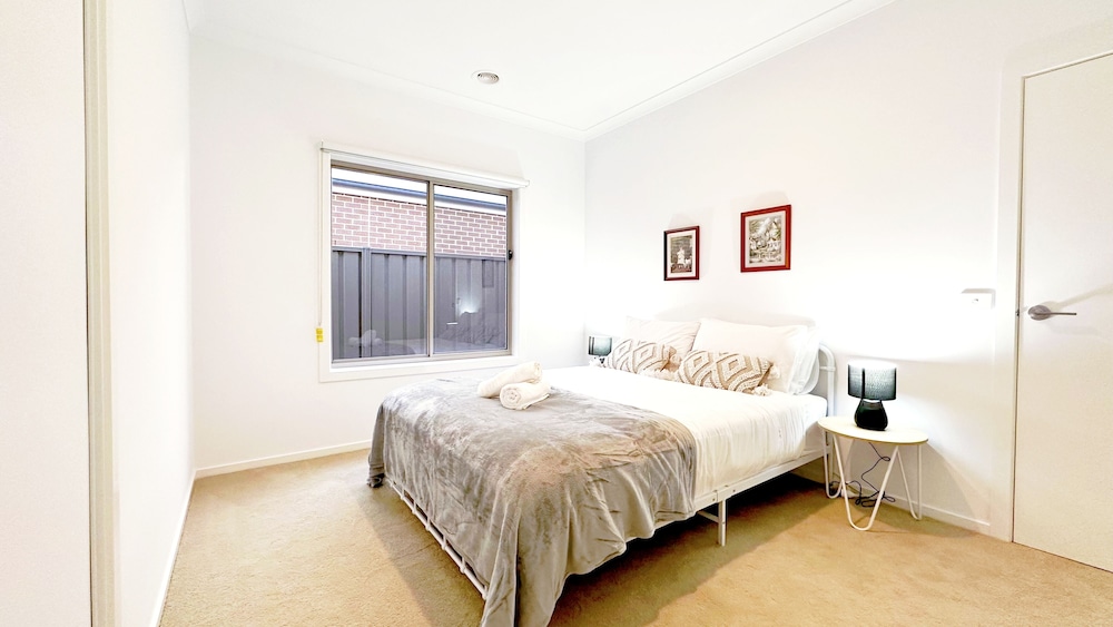 Tarneit Holiday Home - City of Wyndham