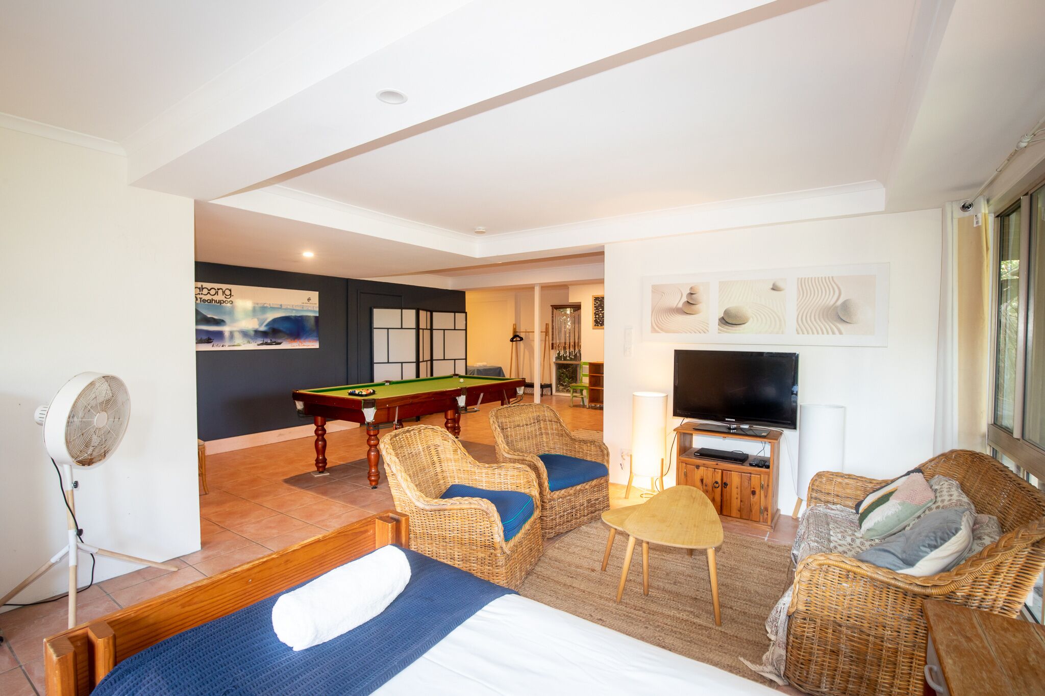 20 Yarrong Rd Is A Very Large House Split Over Three Levels - Point Lookout