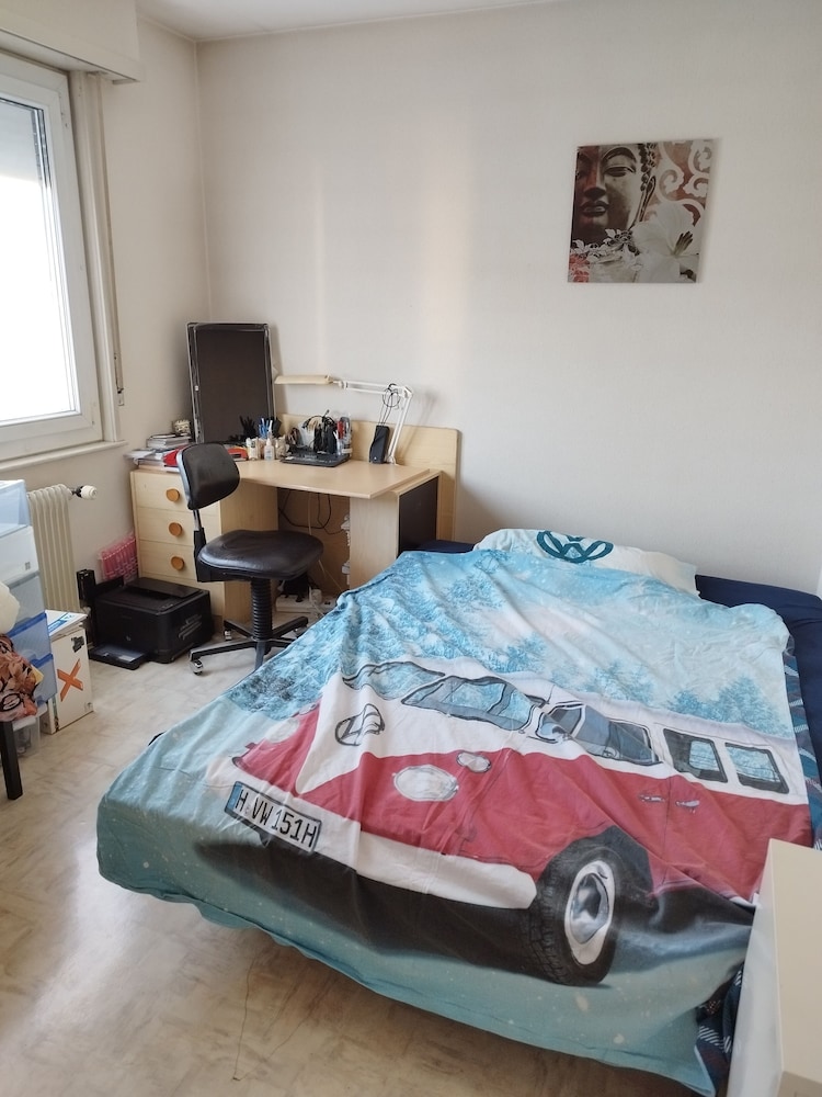 Furnished Appartment Vis-a-vis Of Railstation 5 Min From Lake At Montreux - Vevey