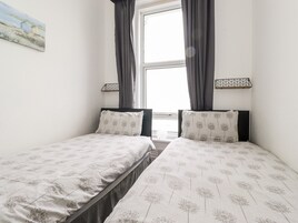 1 quarto, individualmente decorados, individualmente mobiliados