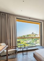 Quarto Triplo Superior | Vista para o jardim