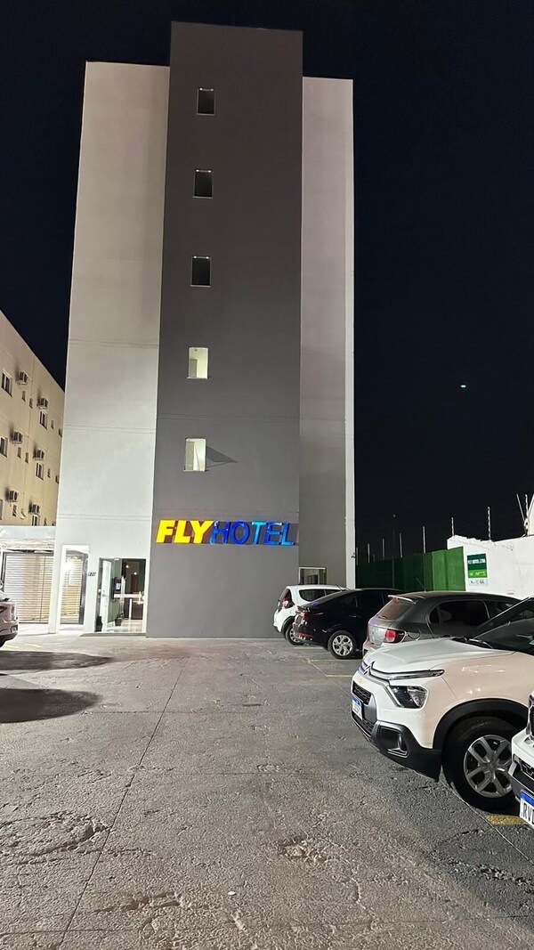 Fly Hotel - Mato Grosso (estado)