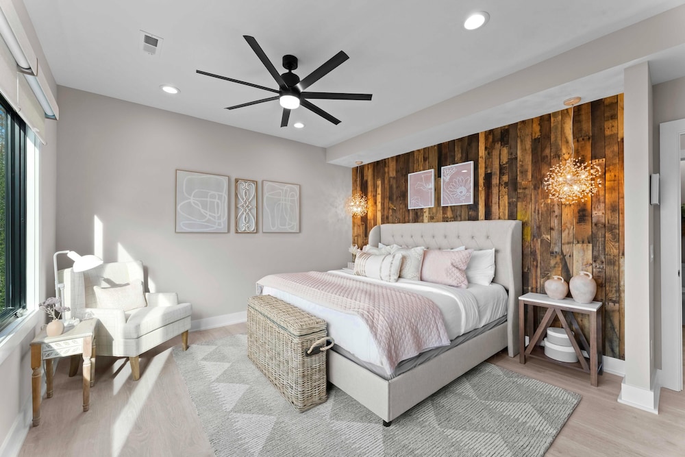 Keenan Beach W/beach, Heated Pool & Game Room - Mooresville, NC