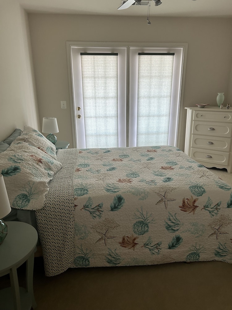 1st Floor Suite, Ev Car Charger, 6 Patios&porches At 5 Star Peninsula Resort! - Delaware