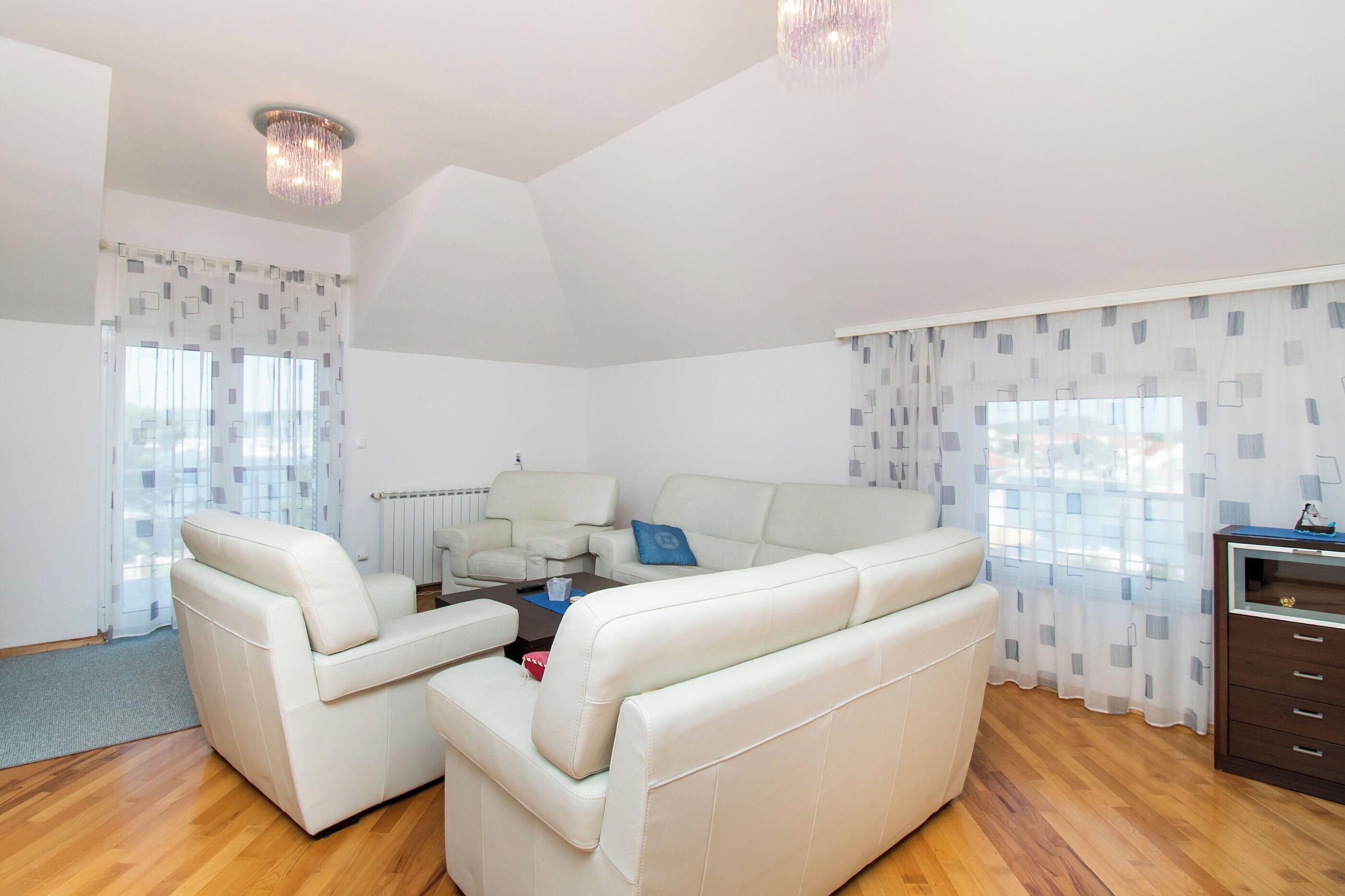 Apartment Villa Zlatna (96131-a1) - Betina - Pirovac