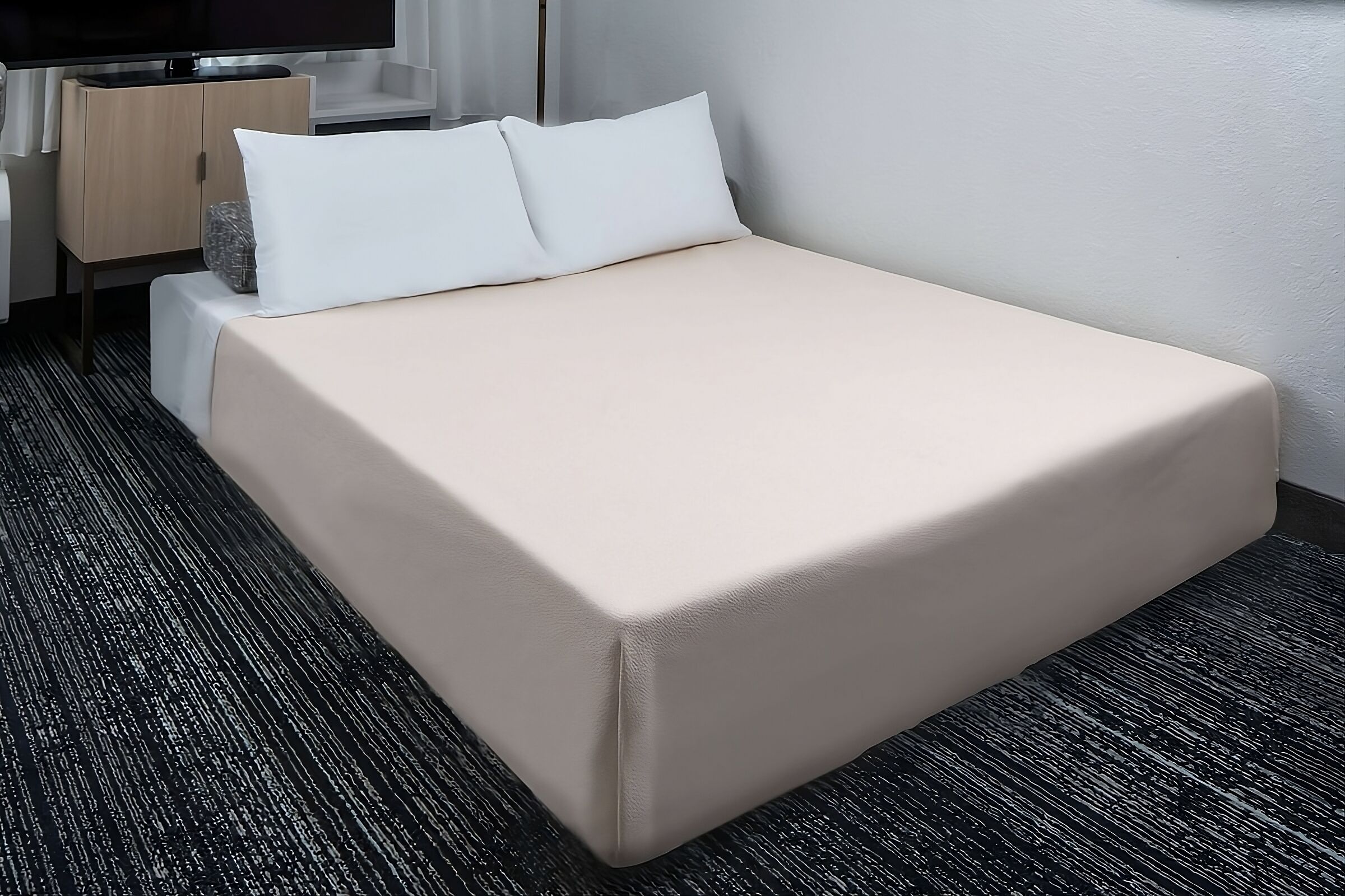 Convenient Stay! Fully-furnished, Pet-friendly, Near Washington Monument! - Falls Church, VA