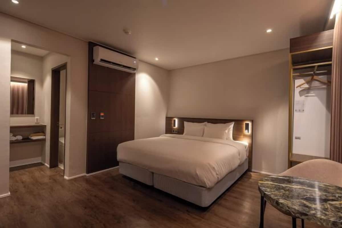 Edredons de pluma, camas Select Comfort, cortinas blackout