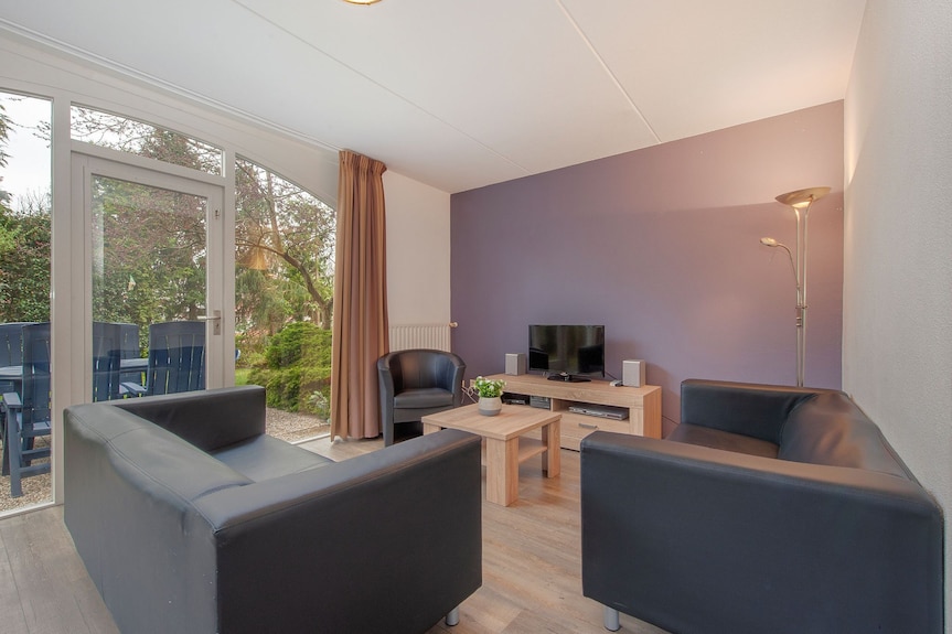 Villa In Arcen With Bath And Combi Microwave - Velden