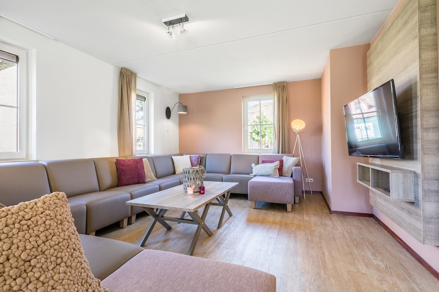 Luxe Villa Met Hottub En Sauna - Weert