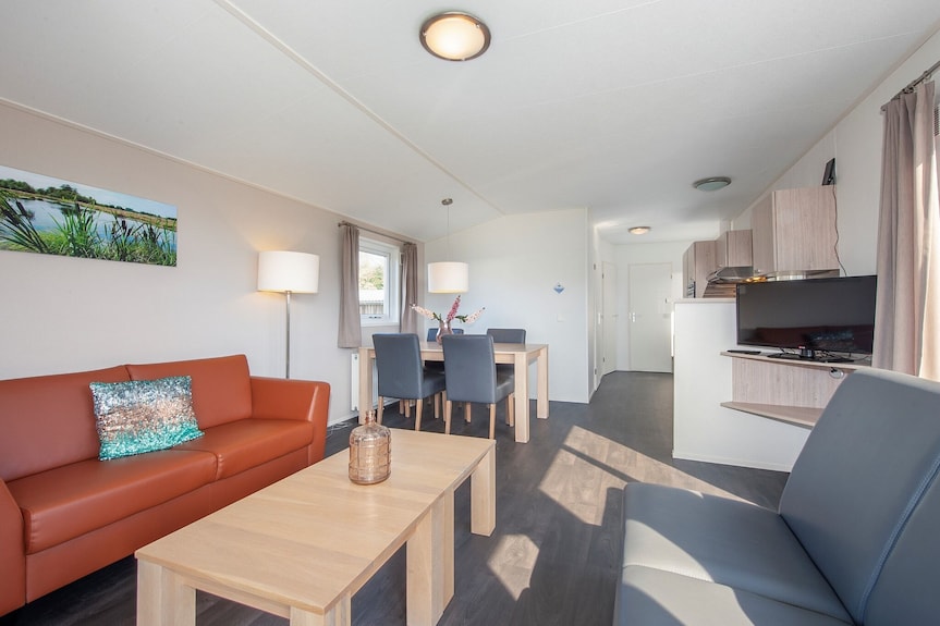 Huisje Aan Het Meer Met Boot - Giethoorn