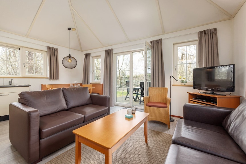 Bungalow In Veluwe Met Infraroodsauna - Nijkerk