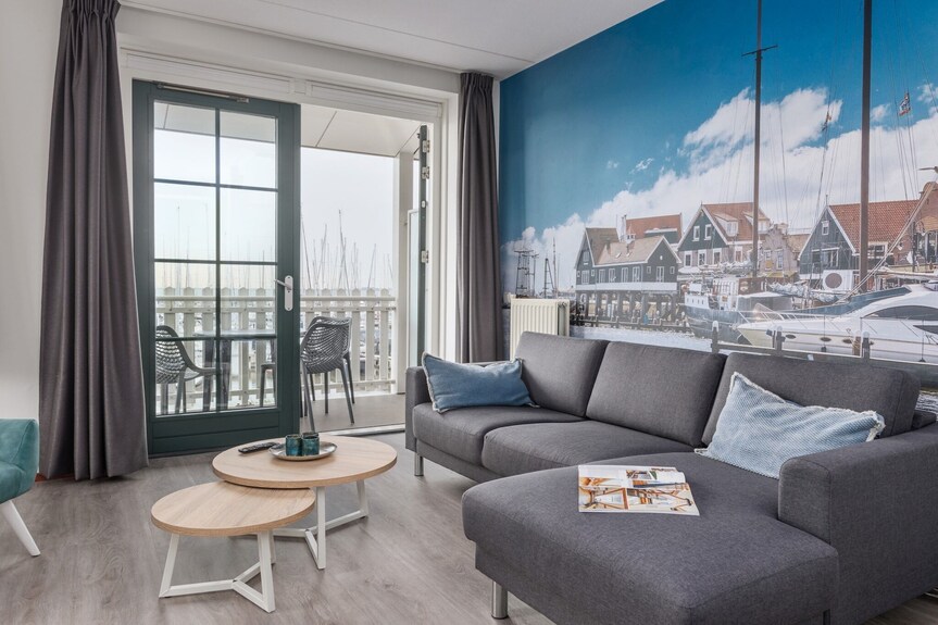 Huis In Volendam Met Uitzicht Op De Haven - Volendam