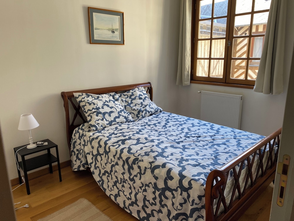 Grand 3p De Charme Imm 18e Plein Centre Lisieux - Lisieux