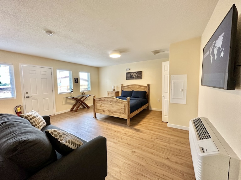 Hot Tub Cozy Cottage In Colorado Springs - Colorado Springs, CO