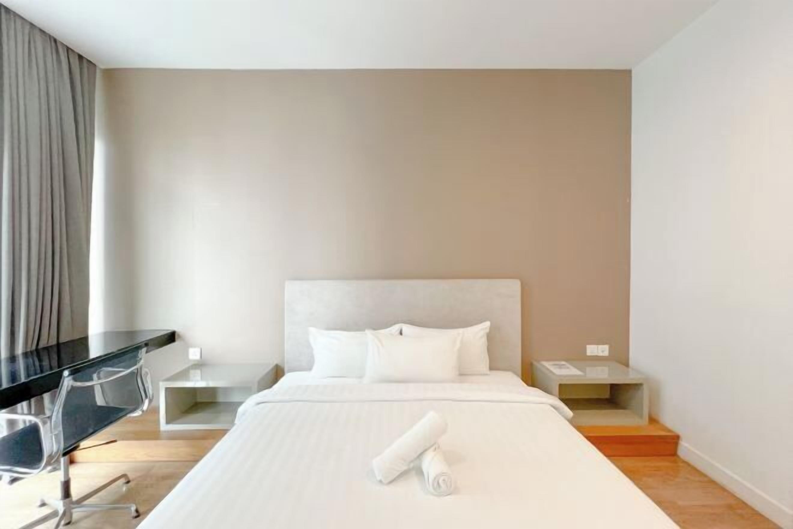 Cortinas/cortinados opacos, quartos insonorizados 