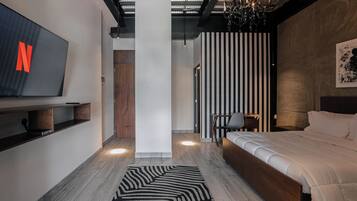 Loft luxo | 1 quarto, roupas de cama premium, edredons de pluma