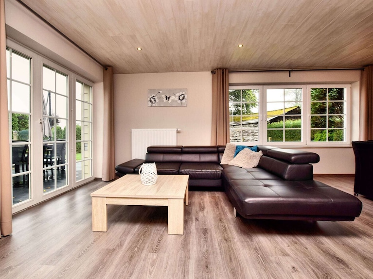 Maison Familiale Moderne Avec Bien-être - Houffalize