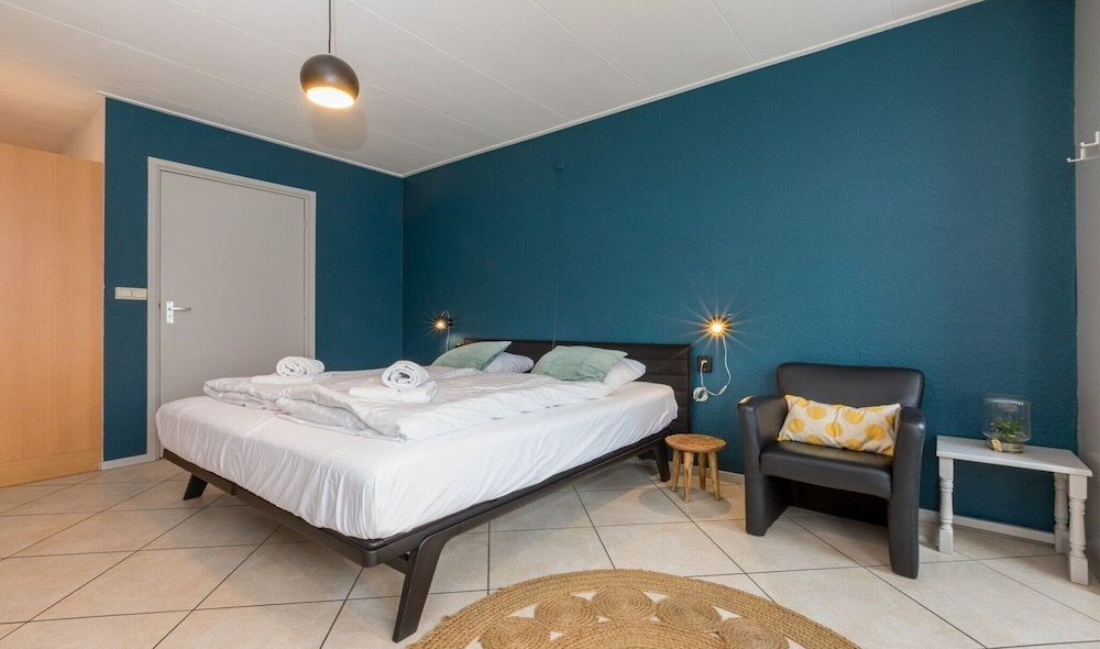 Studio In A Mini-campsite Near Beach - Zeeland