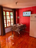 Cabine | Cozinha privada | Um frigorífico/congelador grande, um micro-ondas, um forno 