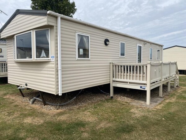 8 Berth Caravan Heacham Beach Pets Go Free - Norfolk