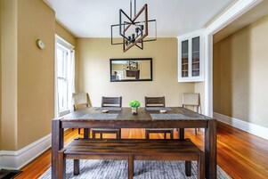 Casa design | Opções para refeição no quarto