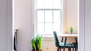 Casa Familiar | Refeições no quarto