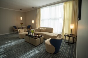 Suite-Estúdio Executiva | Lençóis italianos Frette, roupa de alta qualidade 