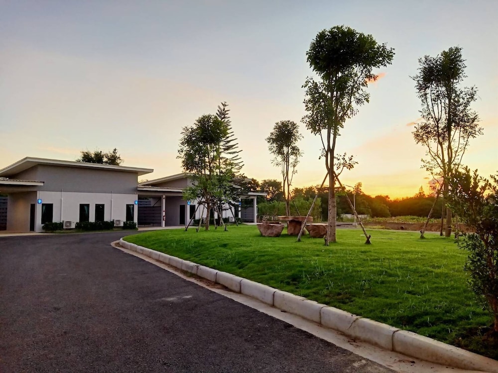 Rock Resort - Ratchaburi