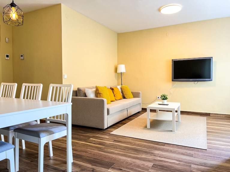 Apt. 4 Pax Blanes A 30 M De La Playa, Aire Acondicionado Y Wifi Gratis. Vivalidays Sylvia. - Blanes