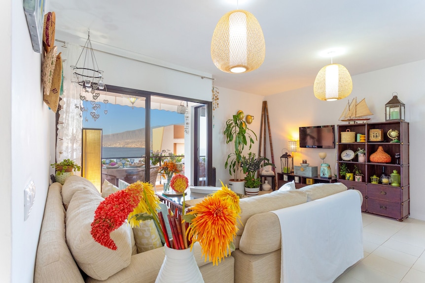 Vacation Home "Mouna's House" With Sea View, Shared Pool & Wi-fi - Prowincja Santa Cruz de Tenerife