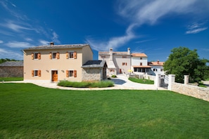 Casa | 7 quartos 