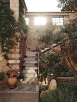 Elea - Deluxe Courtyard Suite | Vista para o jardim