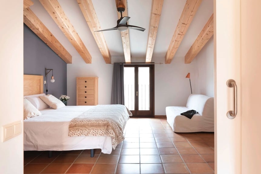 Can Morei - Montserrat. Aparte. 2/3 Personas - Igualada