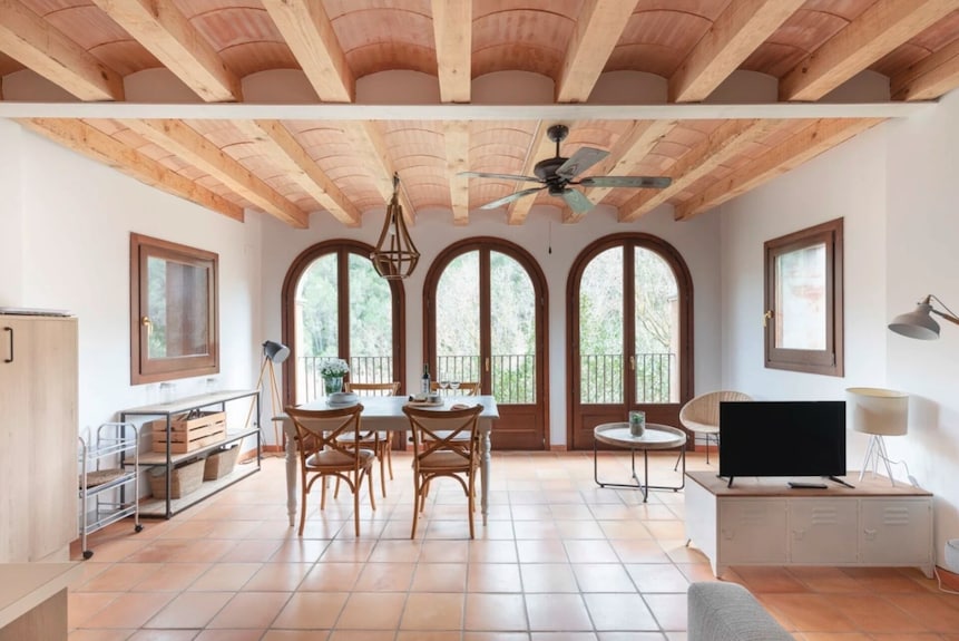 Can Morei - El Porxo, Gran Apartamento 4/5 Pers. - Igualada