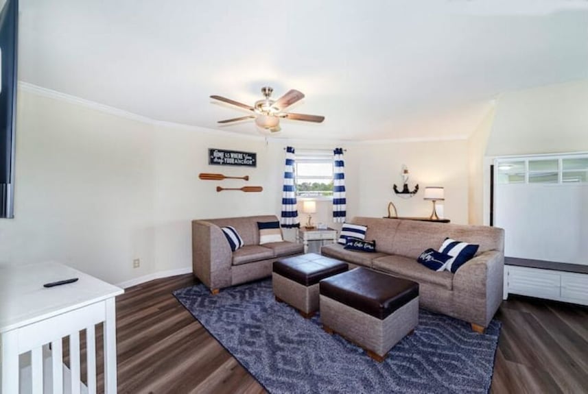 Lakefront Home In Lake Wales, Fl Private Dock, Fishing & Close To Attractions! - Lake Kissimmee State Park, Lake Wales