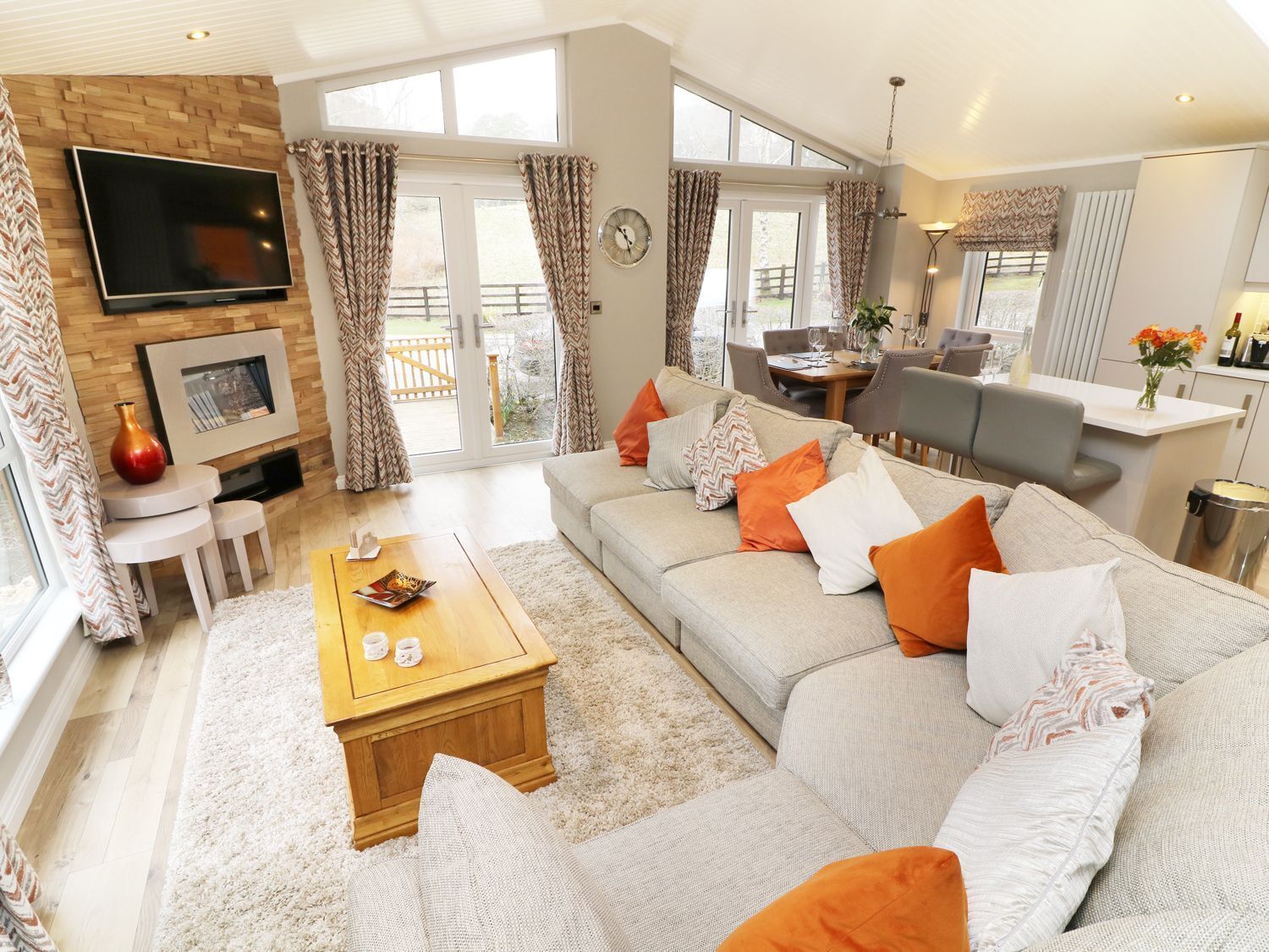 8 Waterside Wood, Pet Friendly, With Pool In Troutbeck Bridge - Coniston