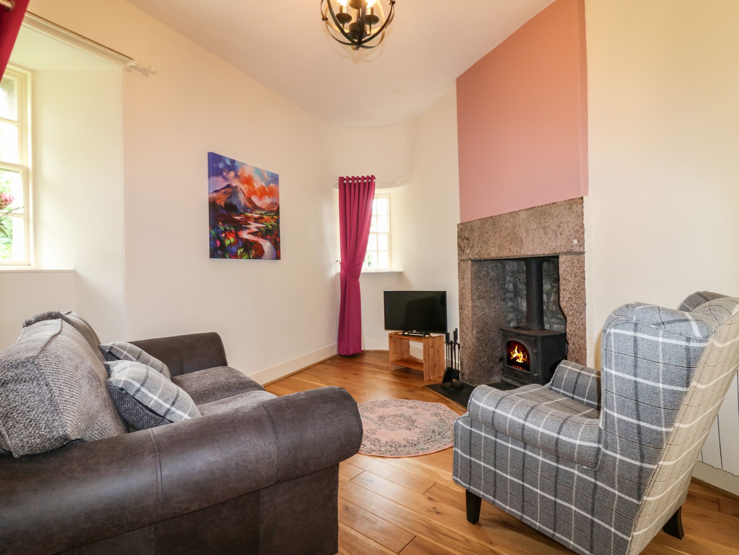 Holly Leaf Cottage - Drum Castle Estate, Pet Friendly In  Peterculter - Banchory