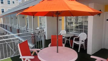 Quarto standard, 1 cama Queen, para não fumantes | Vista do quarto