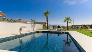 Villa | 4 quartos