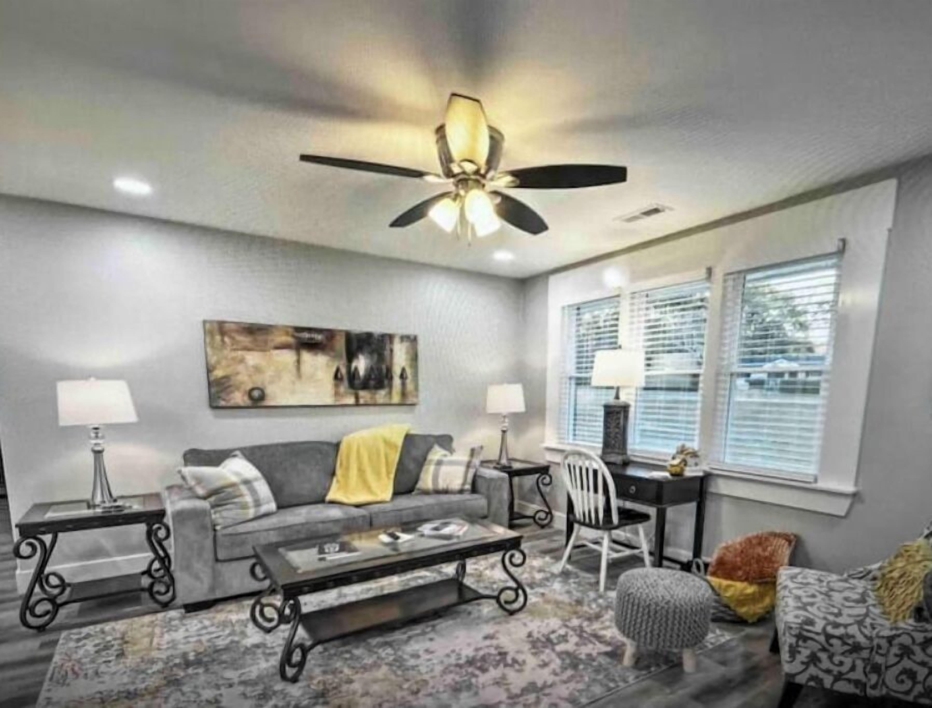 Central Retreat B, New Cozy Family & Pet Friendly - Libanon