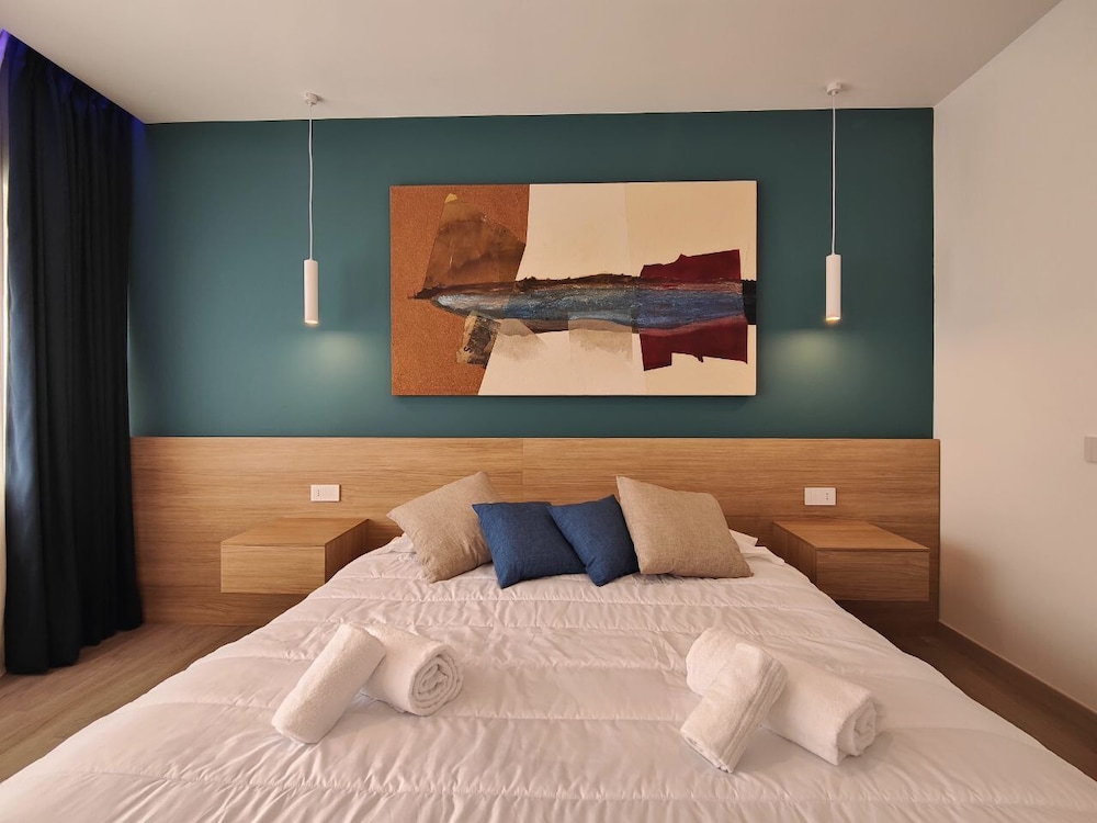 Carducci Art Guesthouse - Oristano