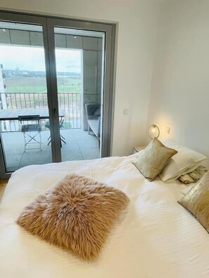 3 quartos, escrivaninha, Wi-Fi de cortesia