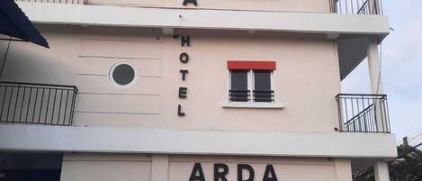 Fachada da propriedade